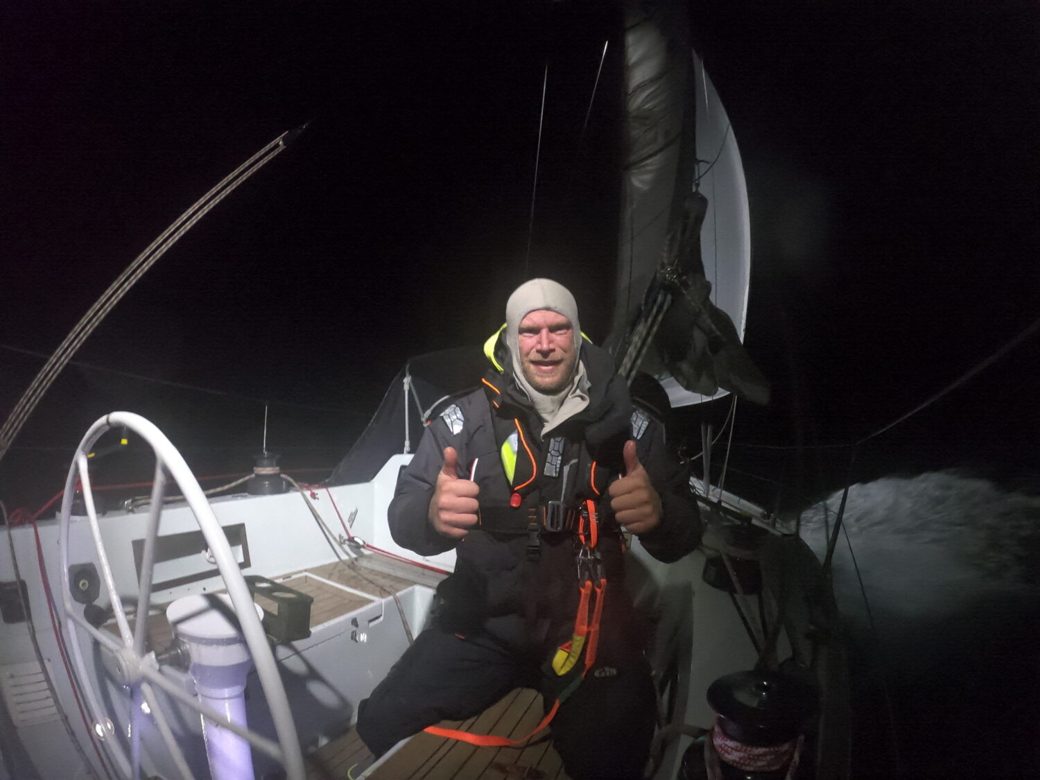 No Bullshit Just Sailing - Erik Aanderaa aus Norwegen - Literaturboot