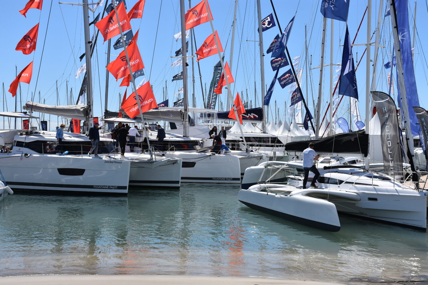 Multihull Show in La Grande Motte - Literaturboot