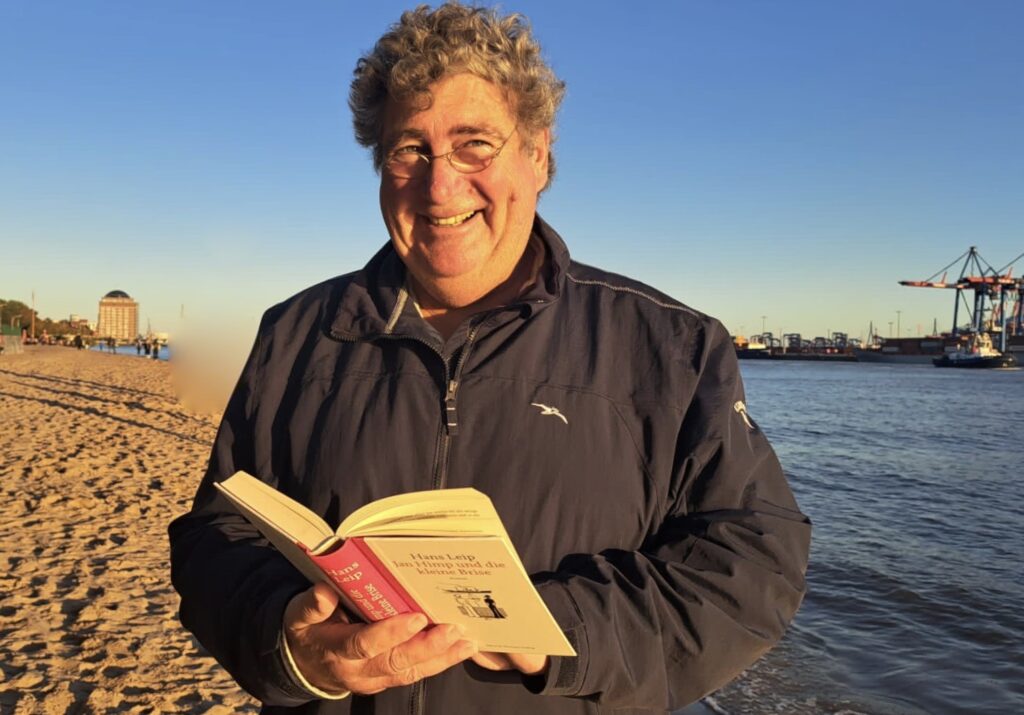 Hans Leip im Hamburger Hafenkonzert - Literaturboot